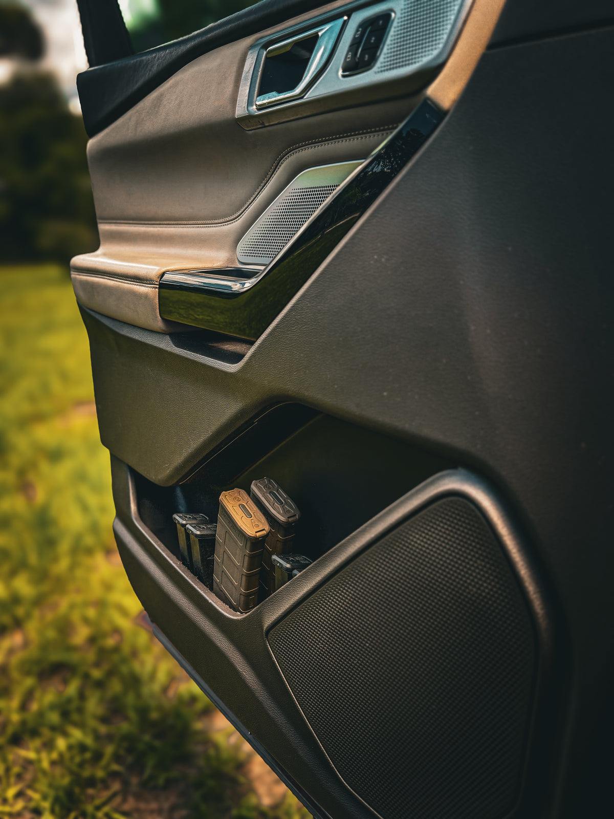 Ford Explorer 2020-2025 Door Mag – Door Mags